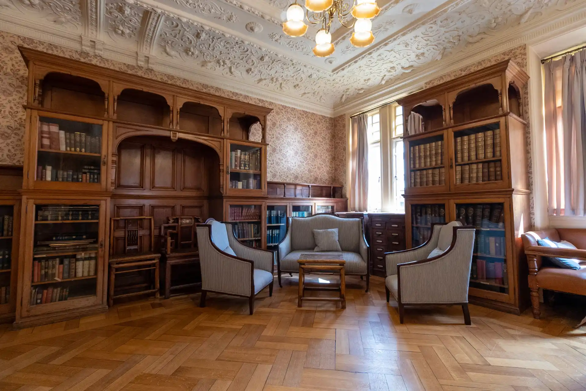 Essentials to buy that you will actually use at university | Mezzino