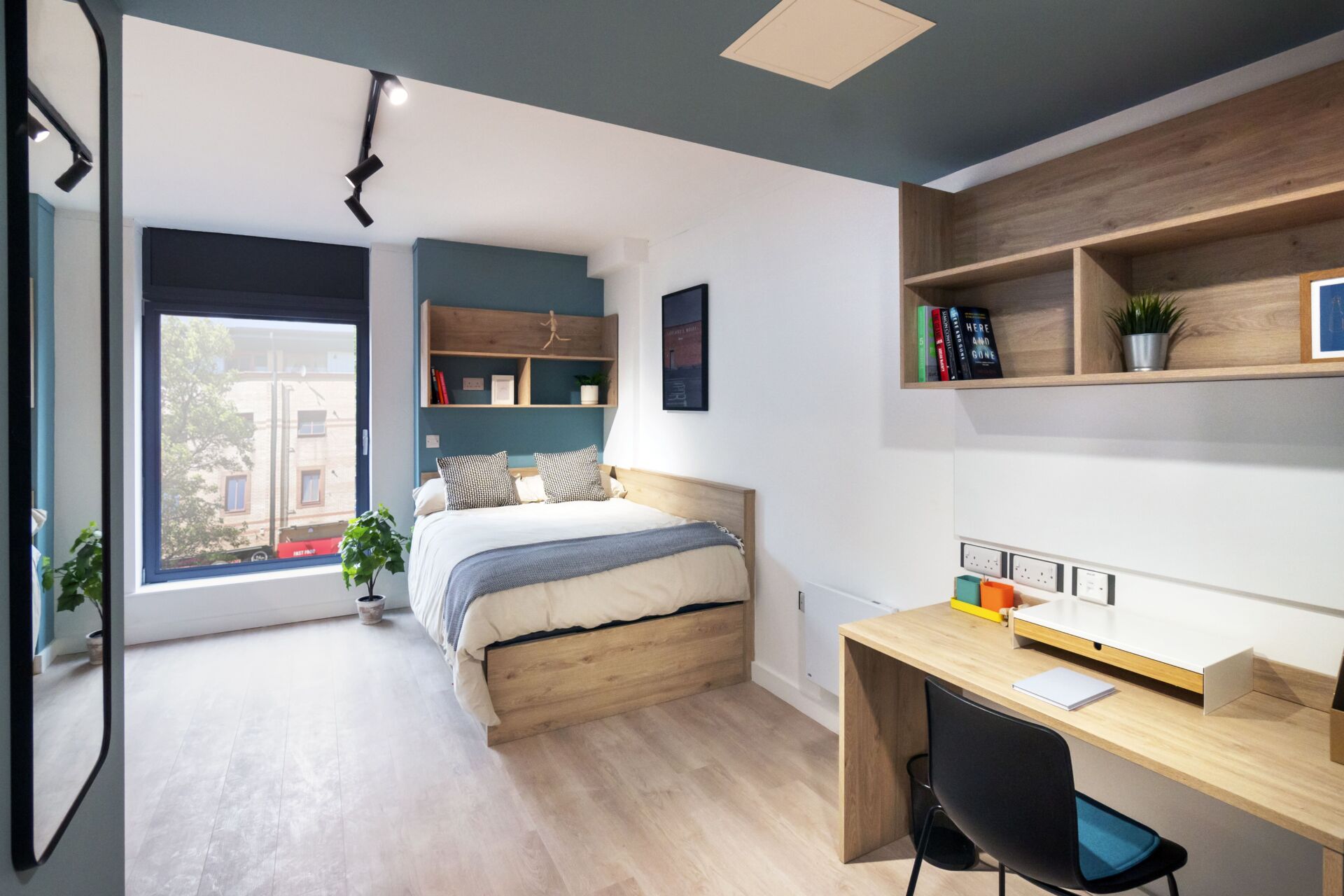 Get in Touch | Mezzino